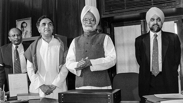 Historic Moments in India: List of Historical Events in India from 1947 ...