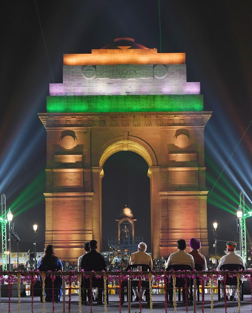 The iconic Kartavya Path and Netaji statue in 33 stunning images ...