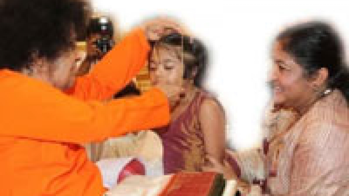 South Indian nightingale KS Chithra's daughter dies in Dubai - Oneindia ...