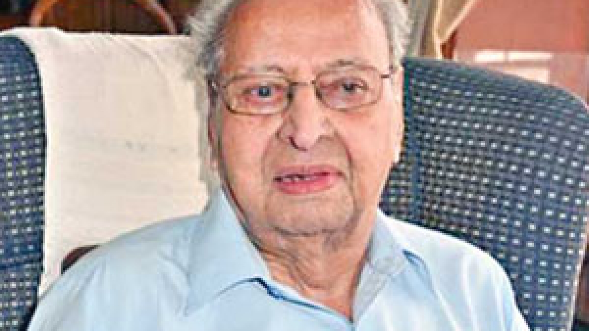 Pran's contribution to film industry unparalleled: President - Oneindia ...