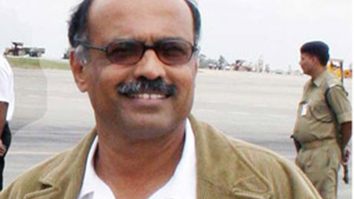 Another feather in AAP's cap as Capt Gopinath joins the party ...