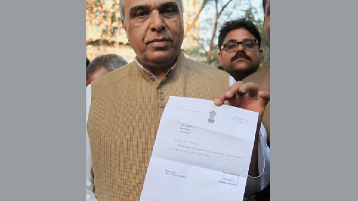 Veteran Leader Jagdambika Pal Quits Congress Oneindia News