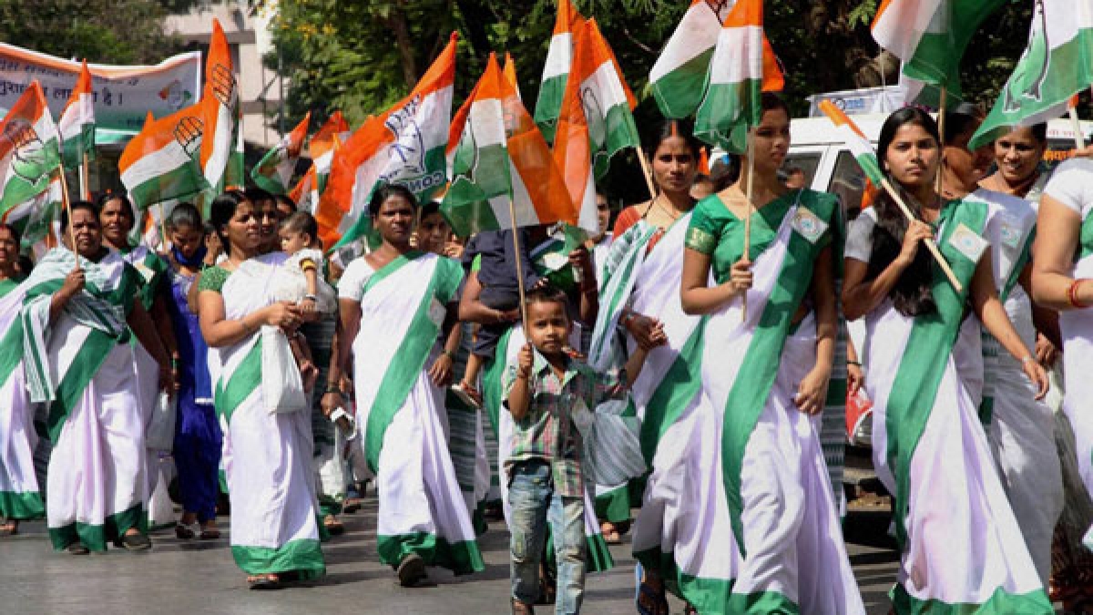 Congress Parliamentary Party meeting Saturday - Oneindia News