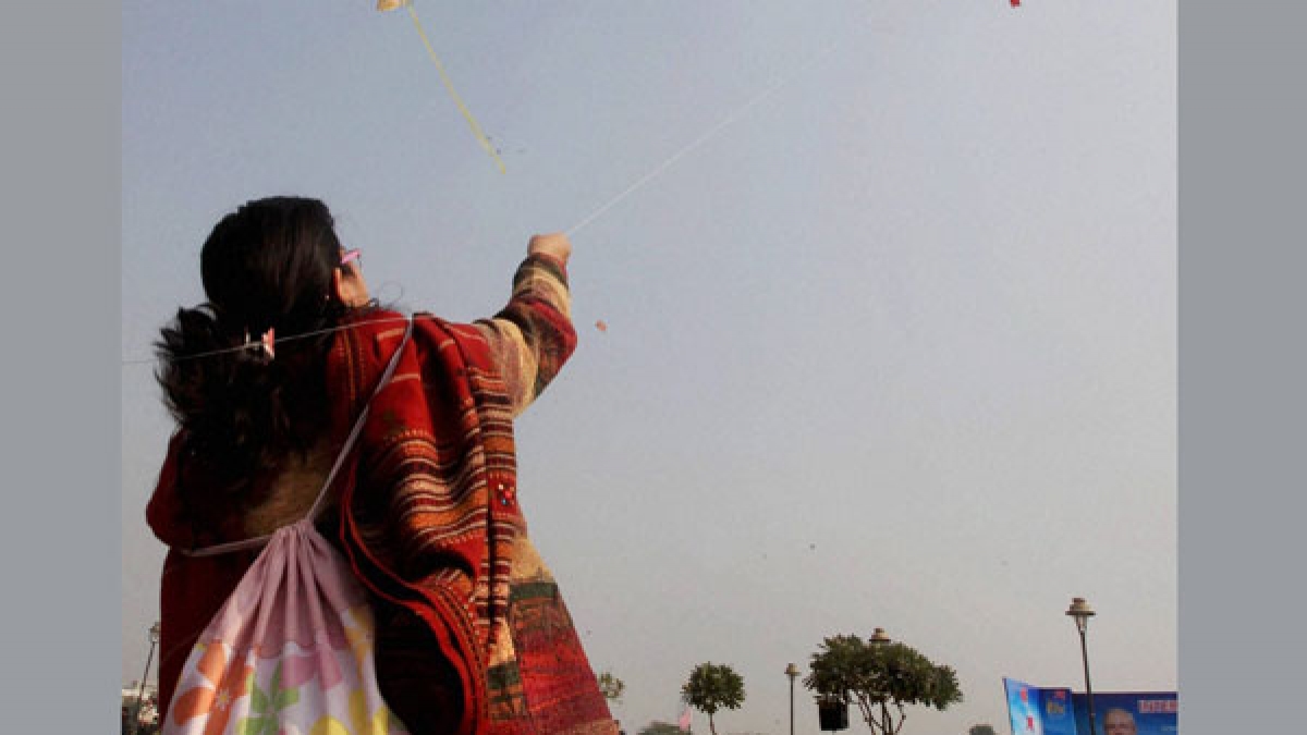 Kites with inspiring messages to dot skyline this I-day - Oneindia News