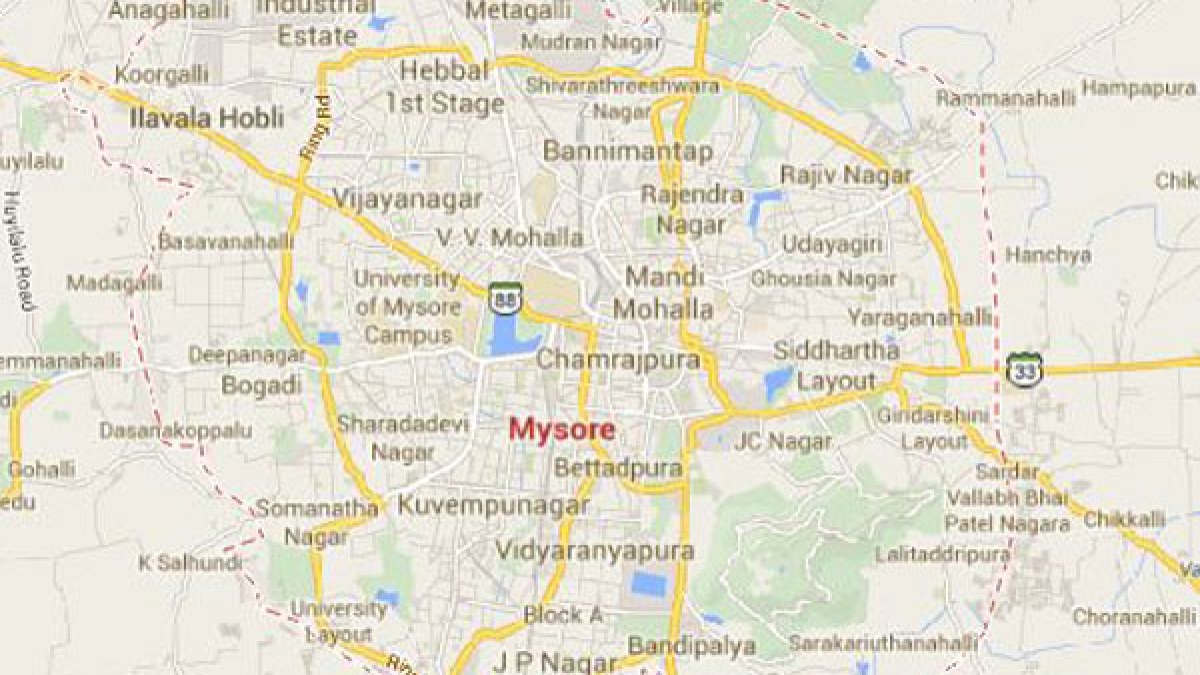 Mysore: IAS officer heckled by family members of dead ATI employee ...