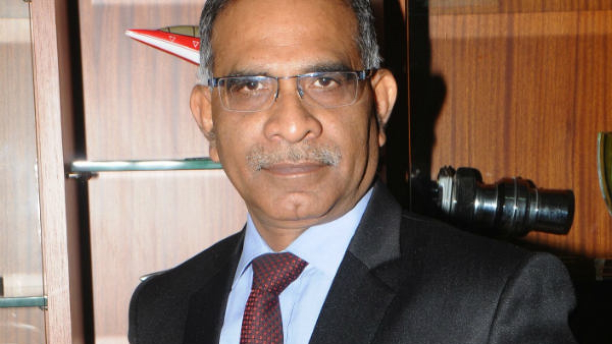 Suvarna Raju steps into HAL cockpit, says he loves challenges ...