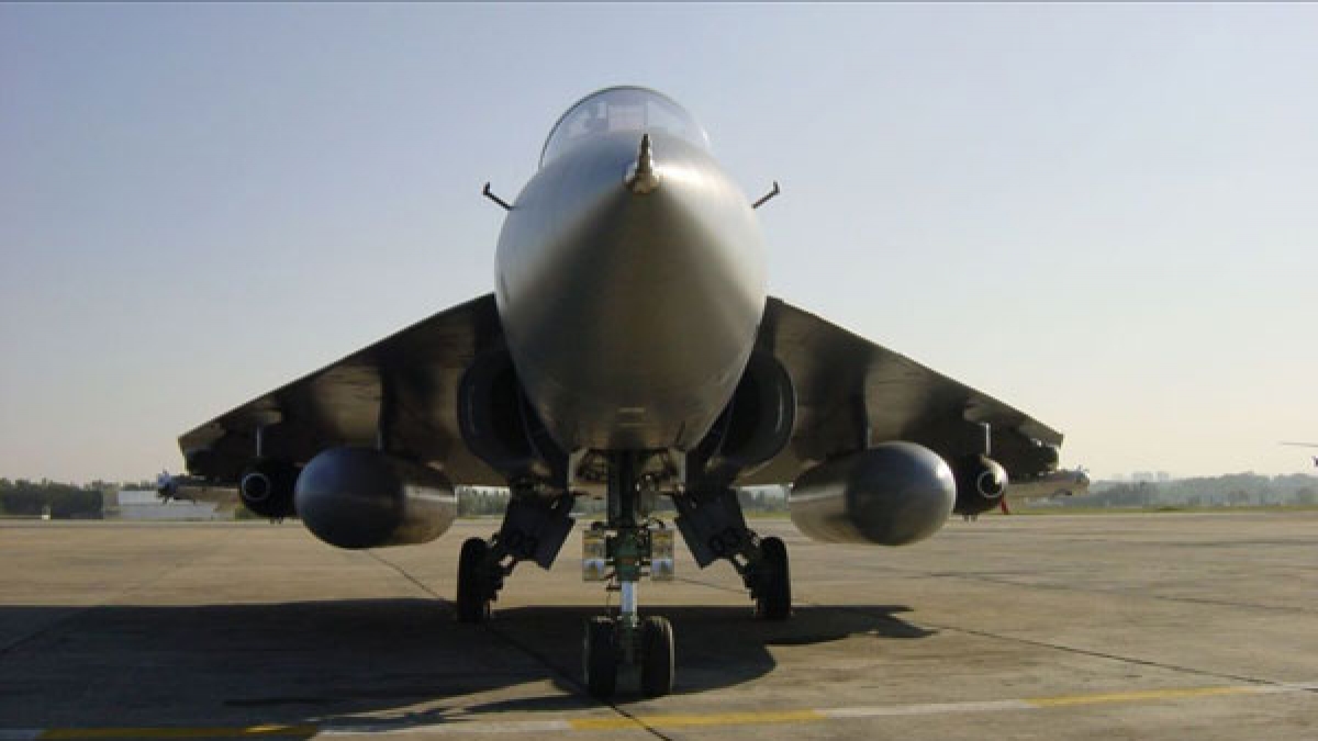 Carpet bombing: Tejas to demonstrate fire power ahead of FOC - Oneindia ...