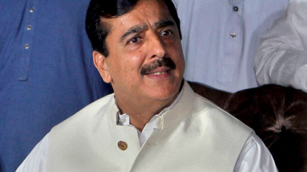 Former Pak PM Yusuf Raza Gilani gets 7-day protective bail in graft ...