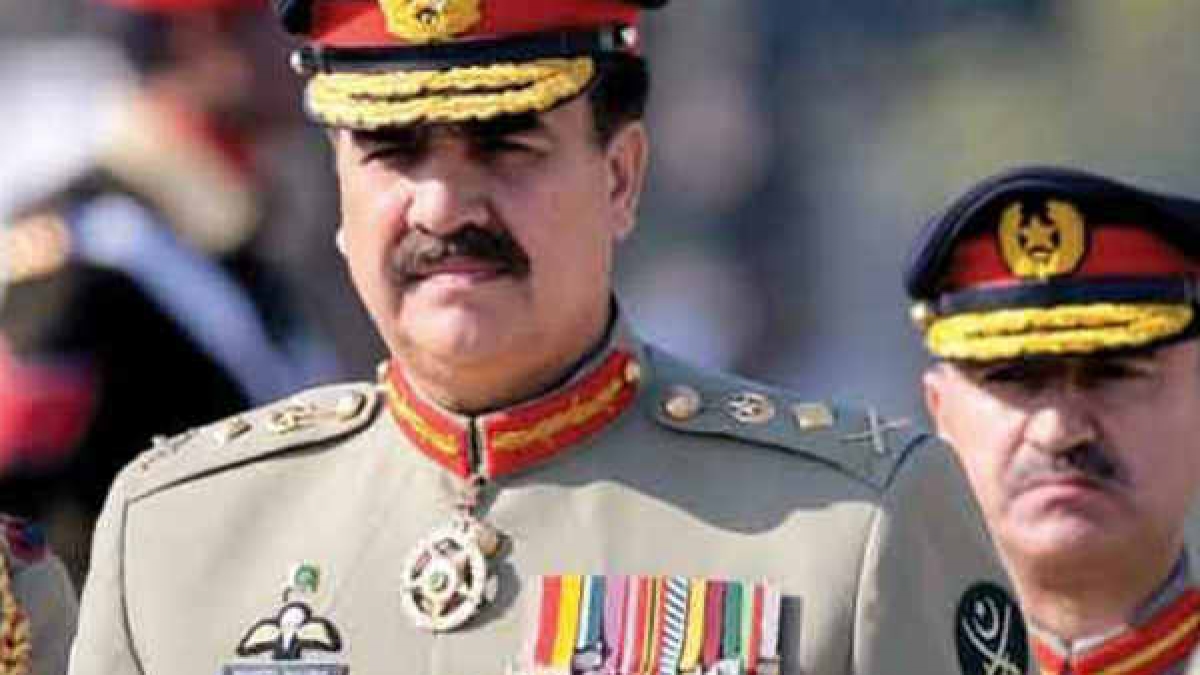 Outgoing Pakistan Army chief pays farewell visits to President, PM ...