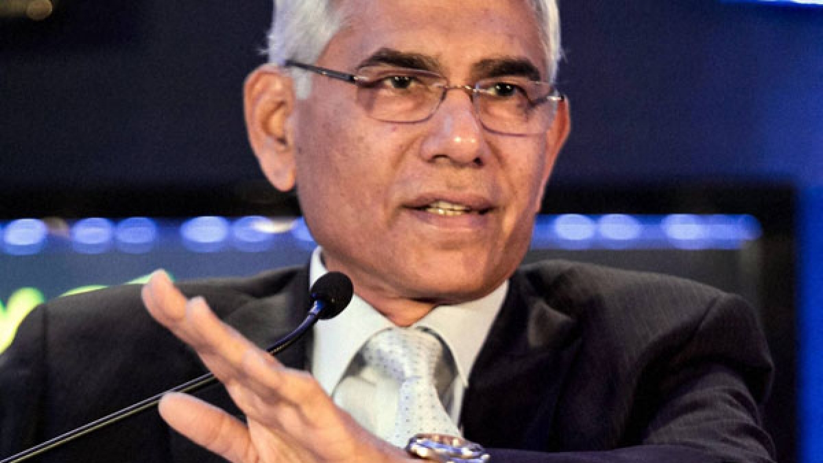 Ex-CAG Vinod Rai named for Padma Bhushan - Oneindia News