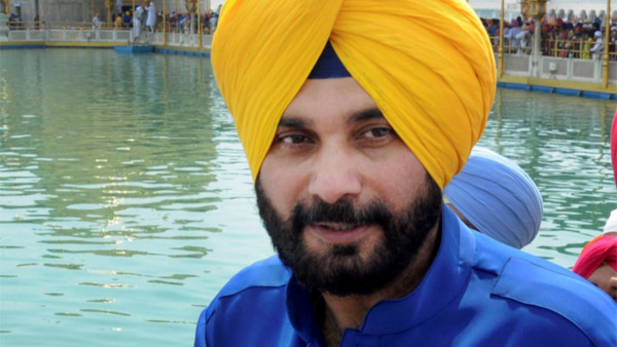 For Navjot Sidhu, the show can go on - Oneindia News