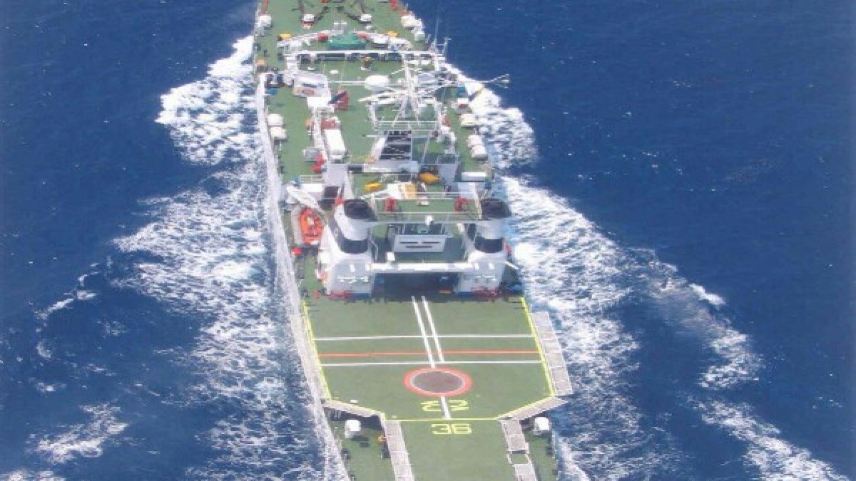 Indian Coast Guard ship 'Varuna decommissioned after 30 years of ...