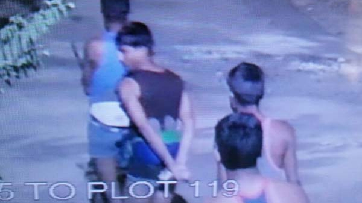 Hyderabad's 'Chaddi-baniyan gang' caught on CCTV, police ask citizens ...