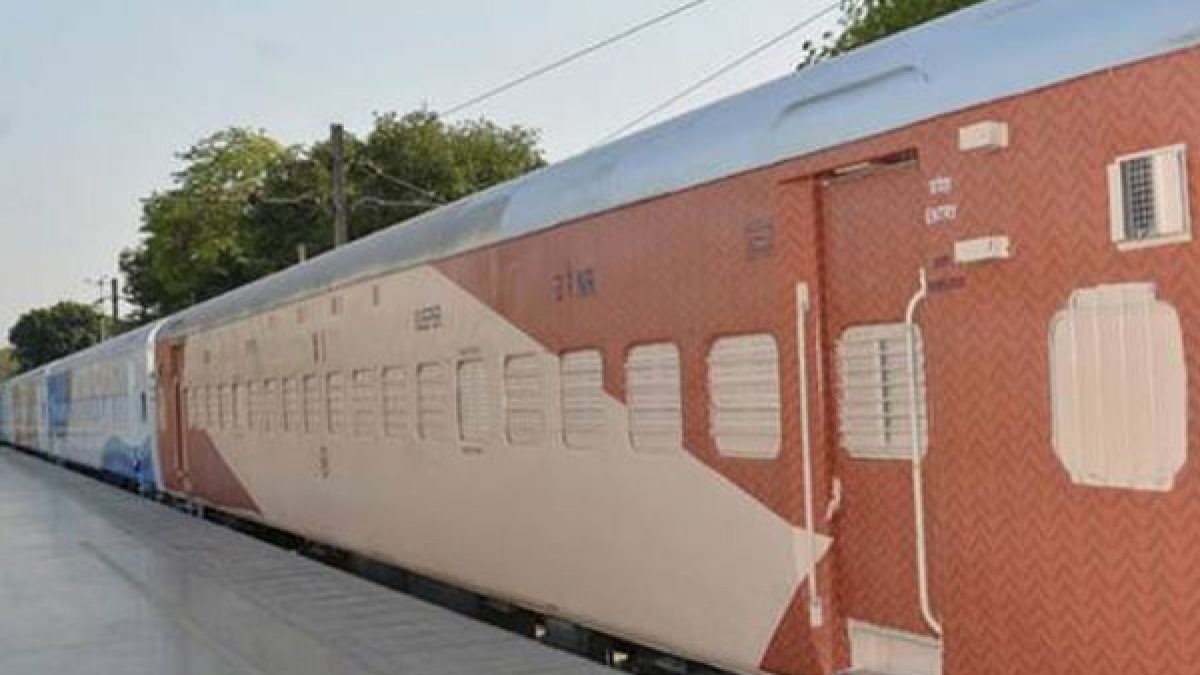 Bored of blue color train? Now, Indian Railways’ Express trains to get ...
