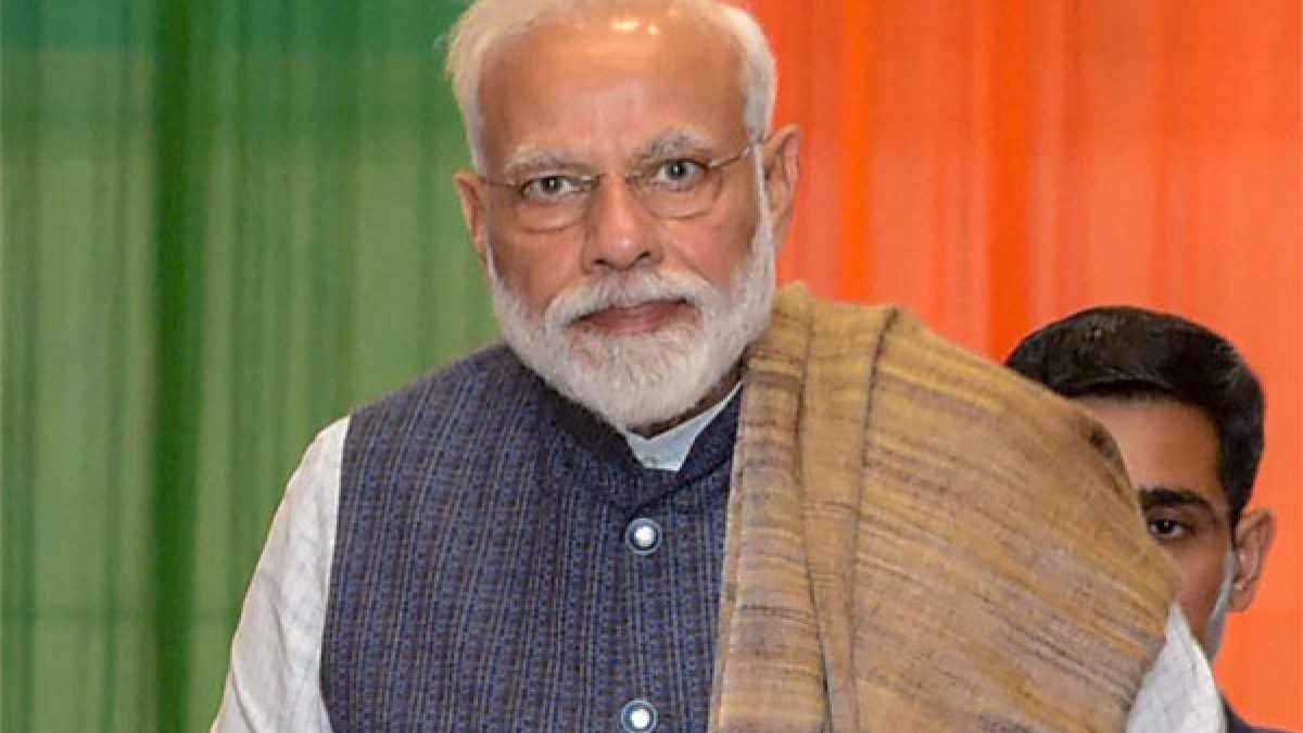 Fact check: Did Modi use email, digital camera in 1987 - Oneindia News