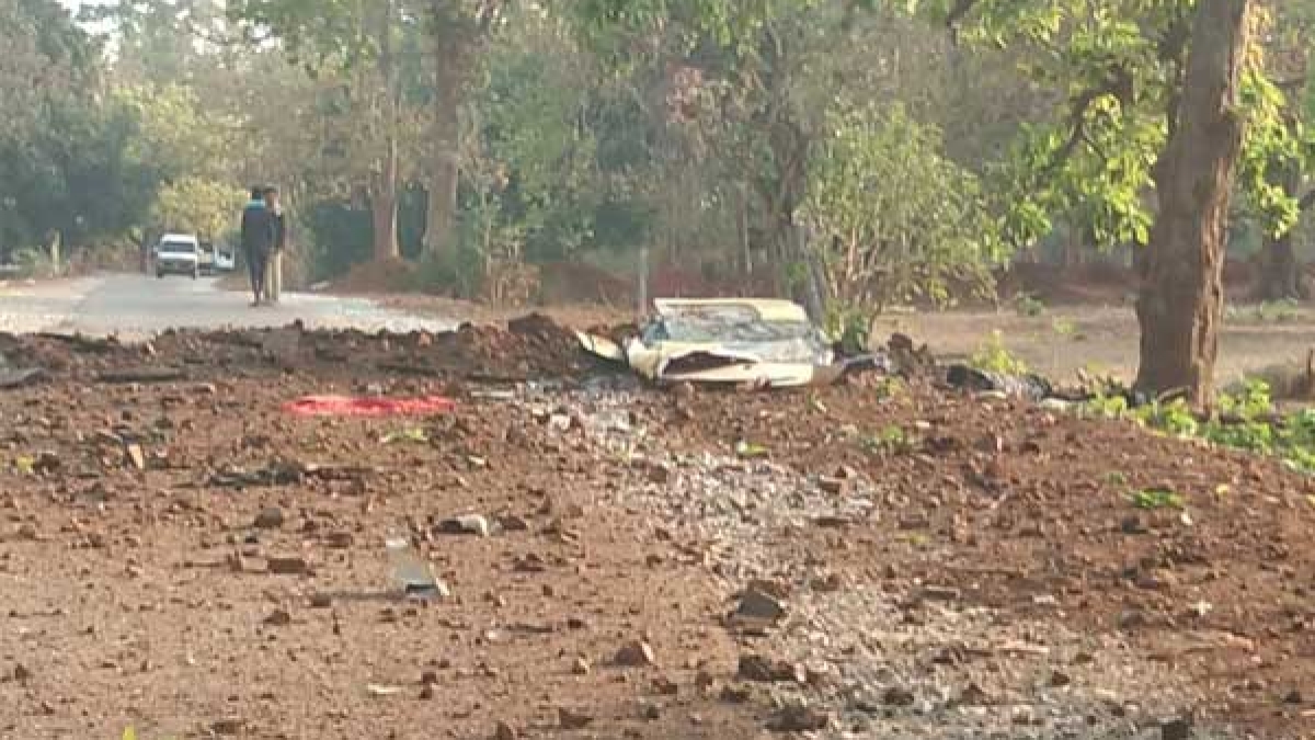 Naxalites attack BJP convoy: An intelligence alert warned of similar ...