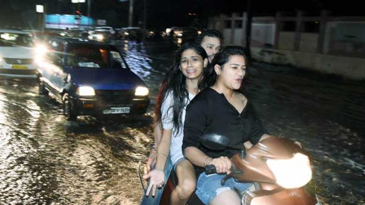 Mumbai Rains 2019: Check out this funniest memes as city witnesses ...