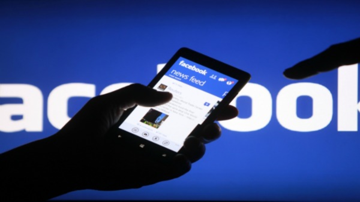 Want to know who is stalking you on Facebook? Check tricks - Oneindia News