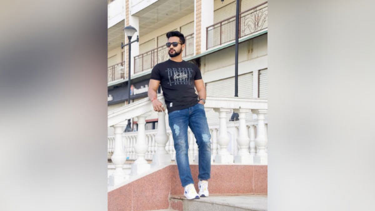 Meet Social Media Influencer Nitesh Yadav Who Is Making Wonders With ...