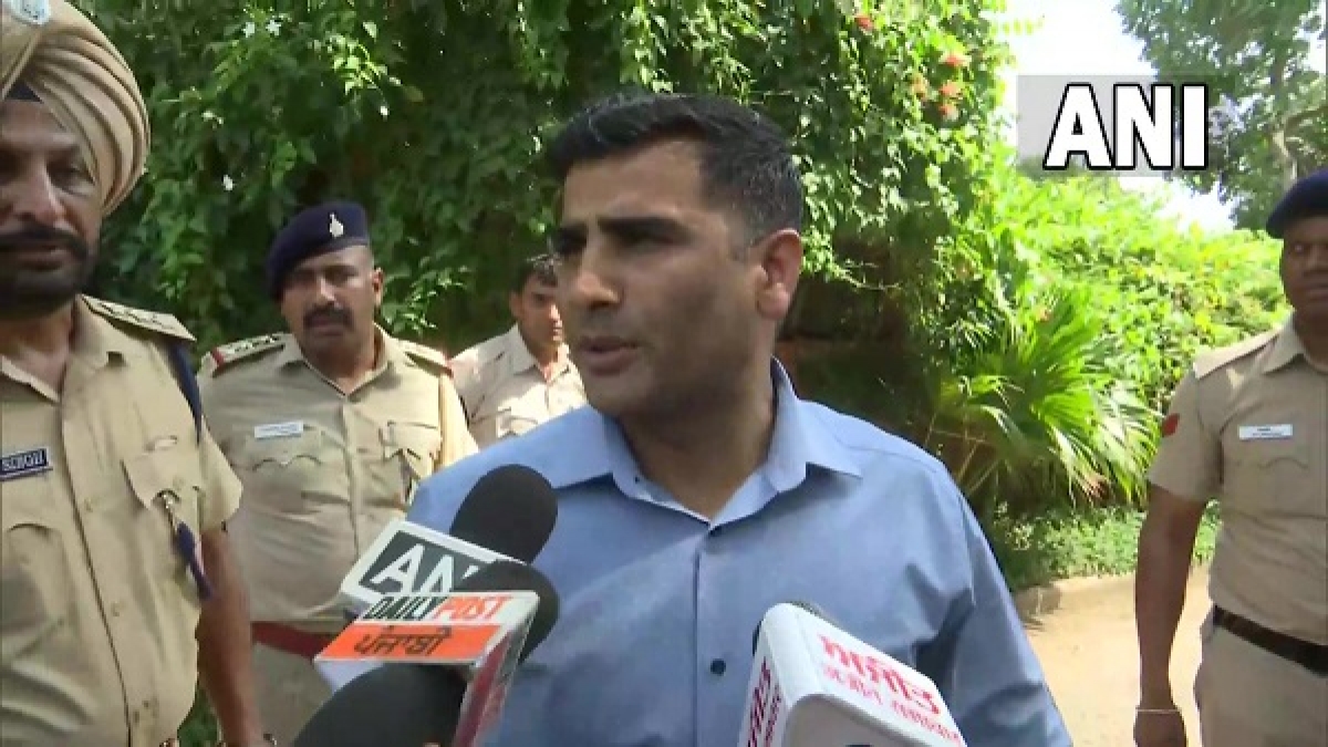 Arrested IAS officer Sanjay Popli’s son dies by suicide in vigilance ...