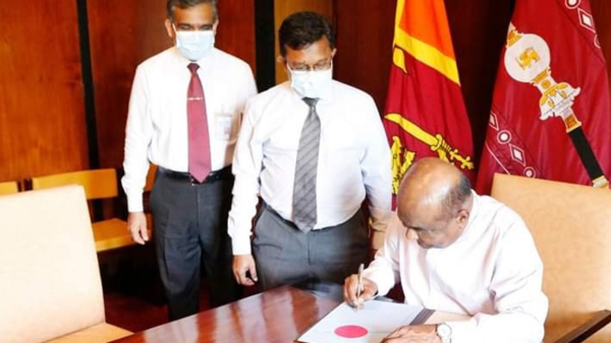 Sri Lanka crisis: Speaker Mahinda Yapa Abeywardana may be acting ...