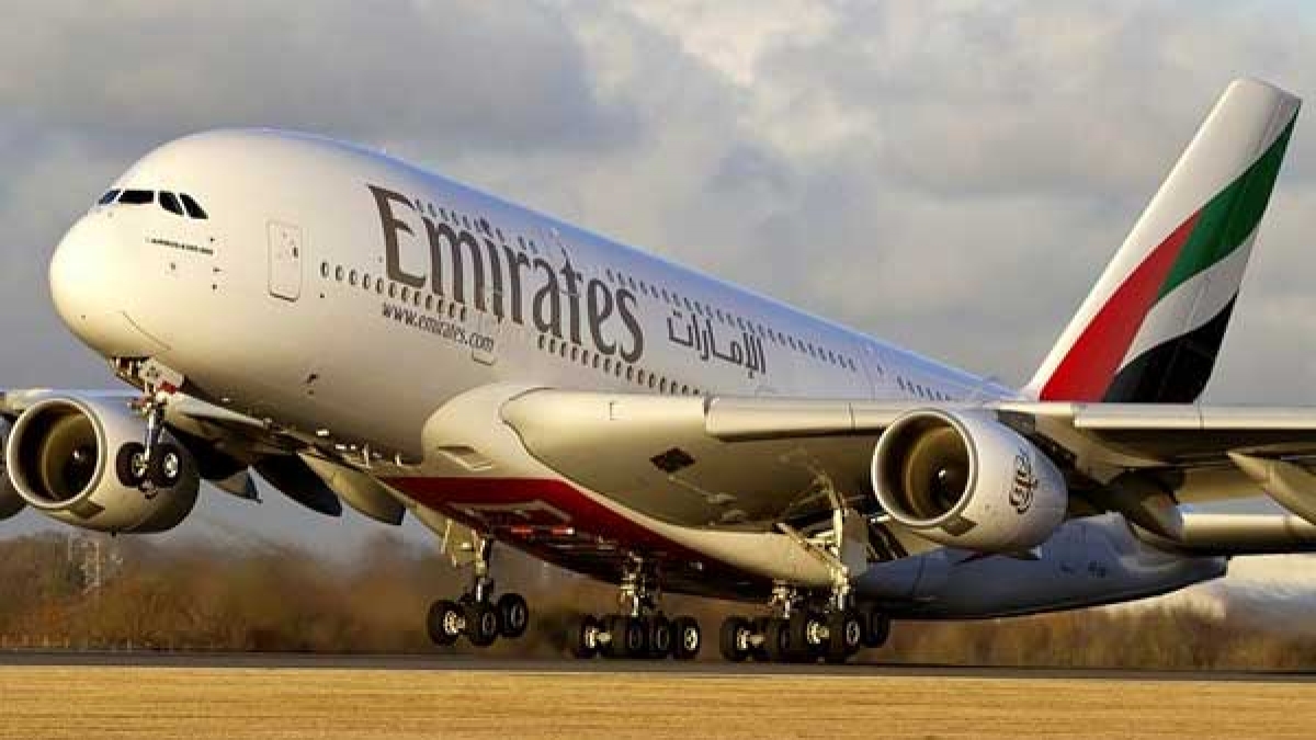 Emirates expands cargo capacity with 5 Boeing 777 freighters in USD 1.7 ...