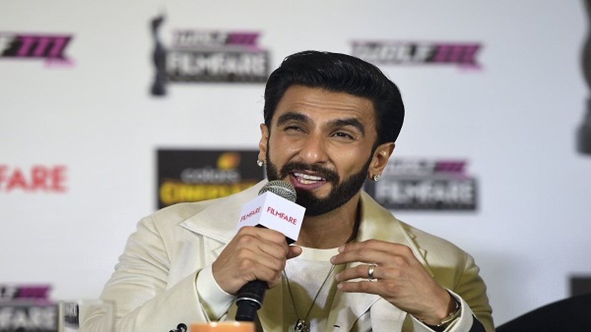 In nude photoshoot case, Ranveer Singh records statement - Oneindia News