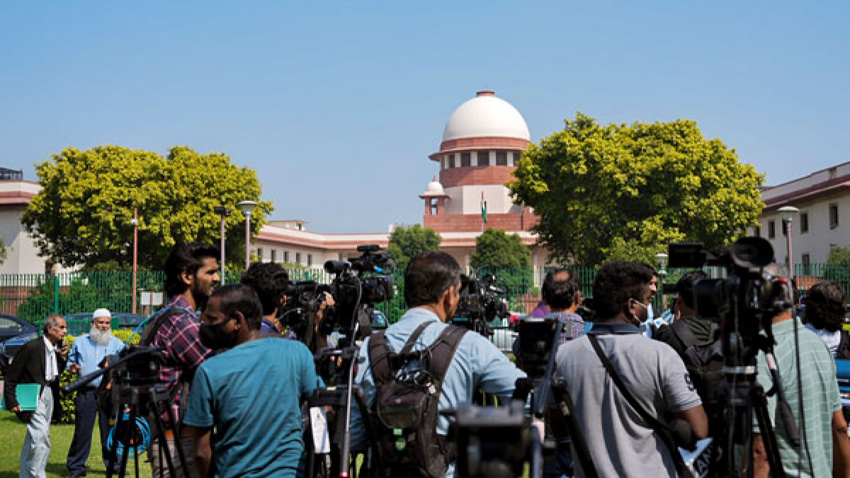 Bijoe Emmanuel verdict explained and why hijab case should go to a 5-judge Bench - Oneindia News