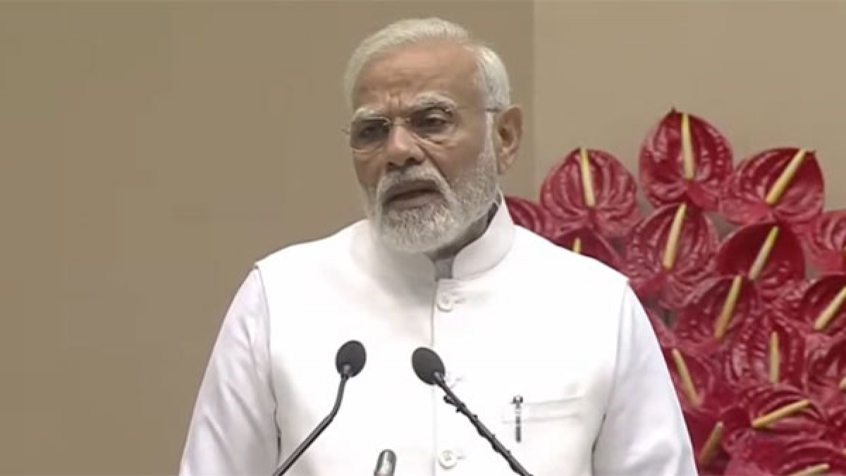 PM Modi lists 3 key ways to fight corruption: Tech, service saturation ...