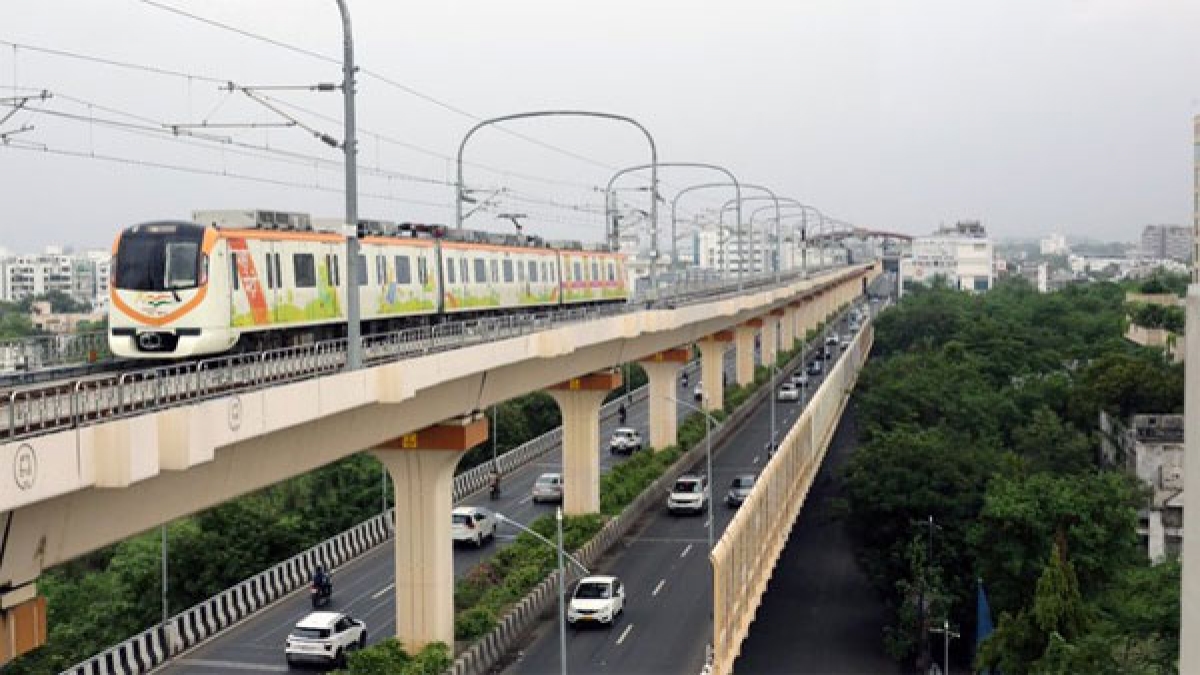 Nagpur Metro creates Guinness World record for longest double-decker ...
