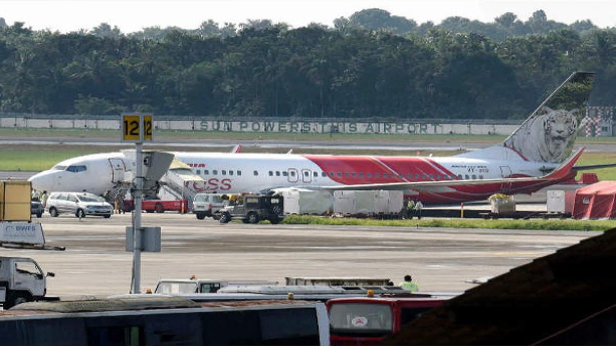 Brief emergency declared at Kochi airport over suspected snag in flight ...
