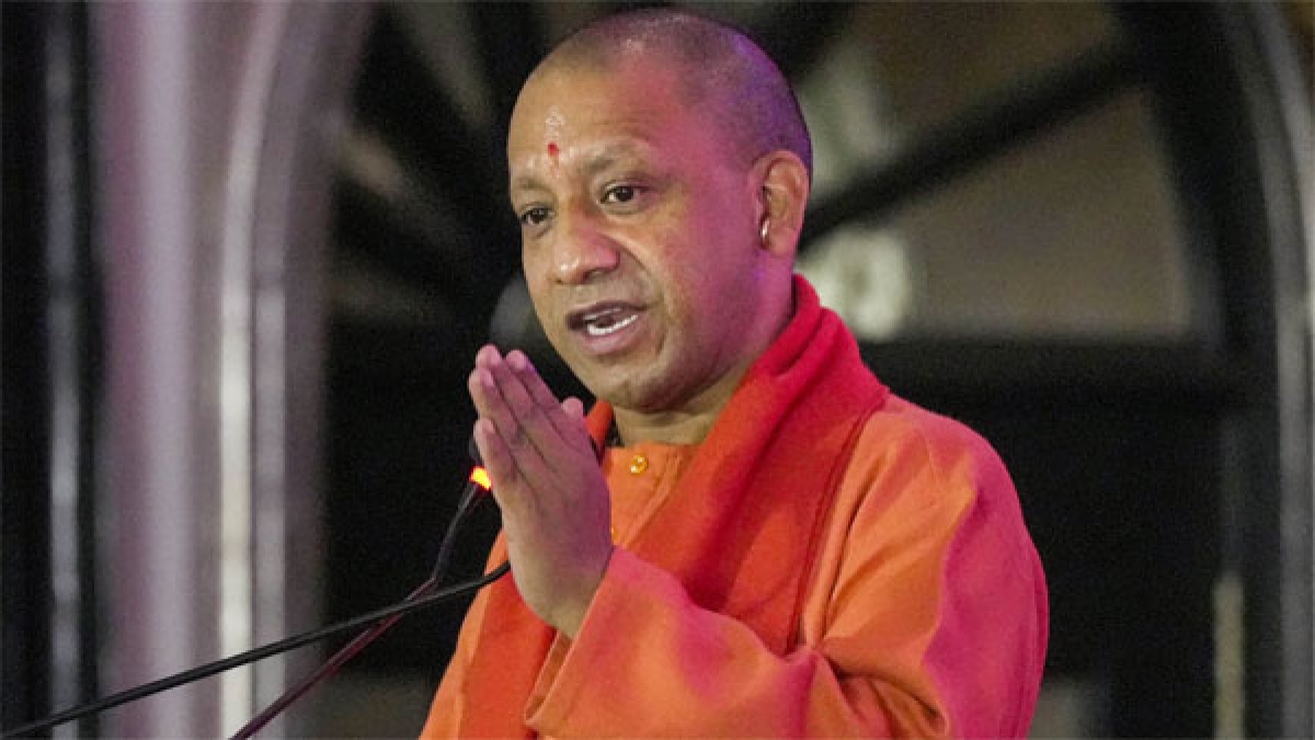 Modiji's charisma spread worldwide: Yogi - Oneindia News