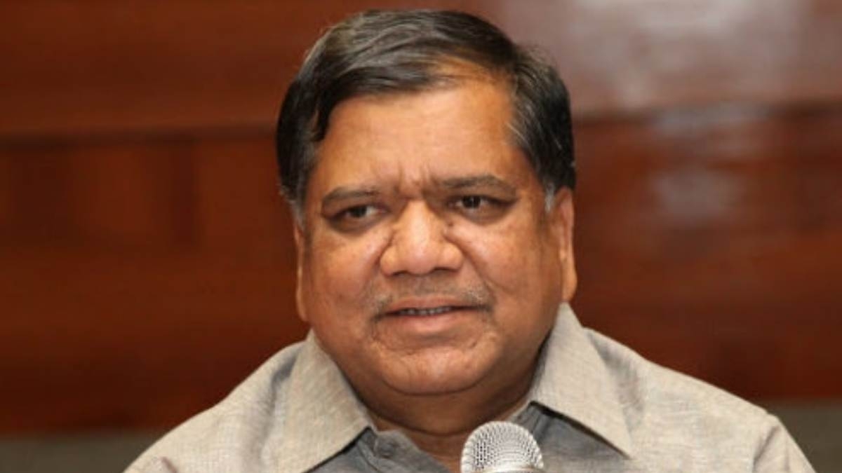 Denied ticket in Karnataka polls, Jagadish Shettar quits BJP - Oneindia ...