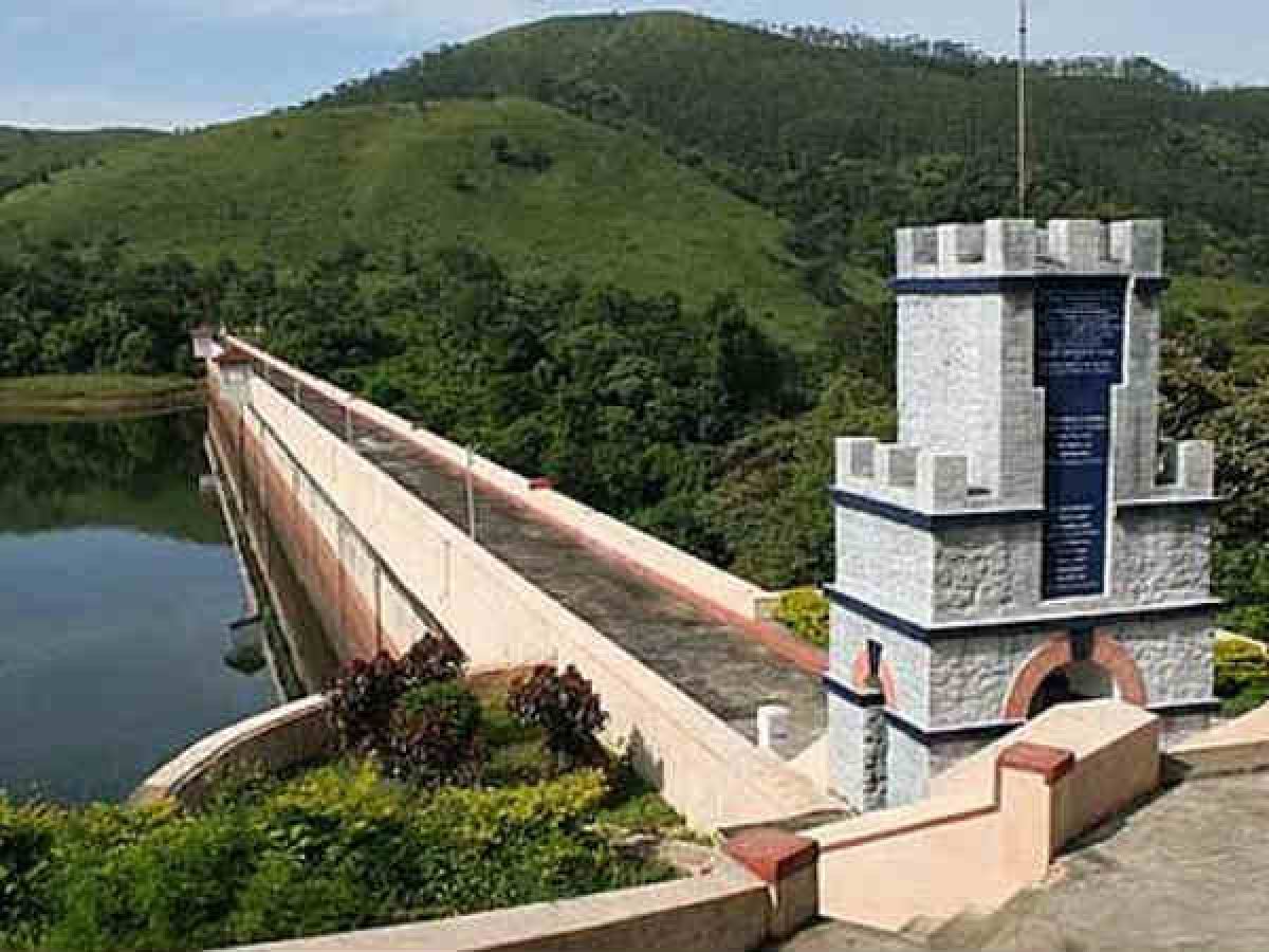 Mullaperiyar Dam Controversy | 2011 Top News | Tamil Nadu | Kerala ...