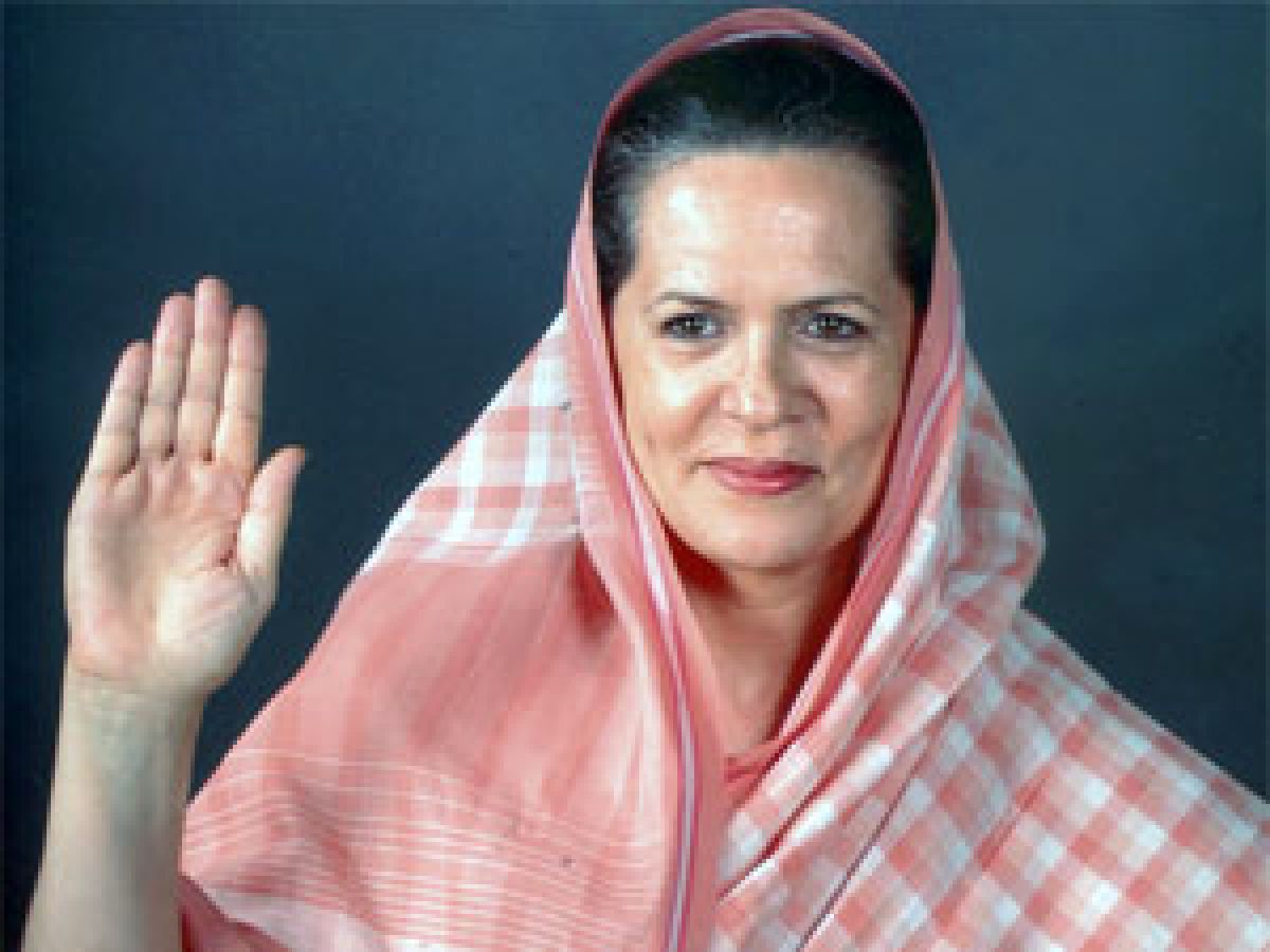 Sonia Gandhi | Warns Congress MPs | Talks Tough | 2014 General ...