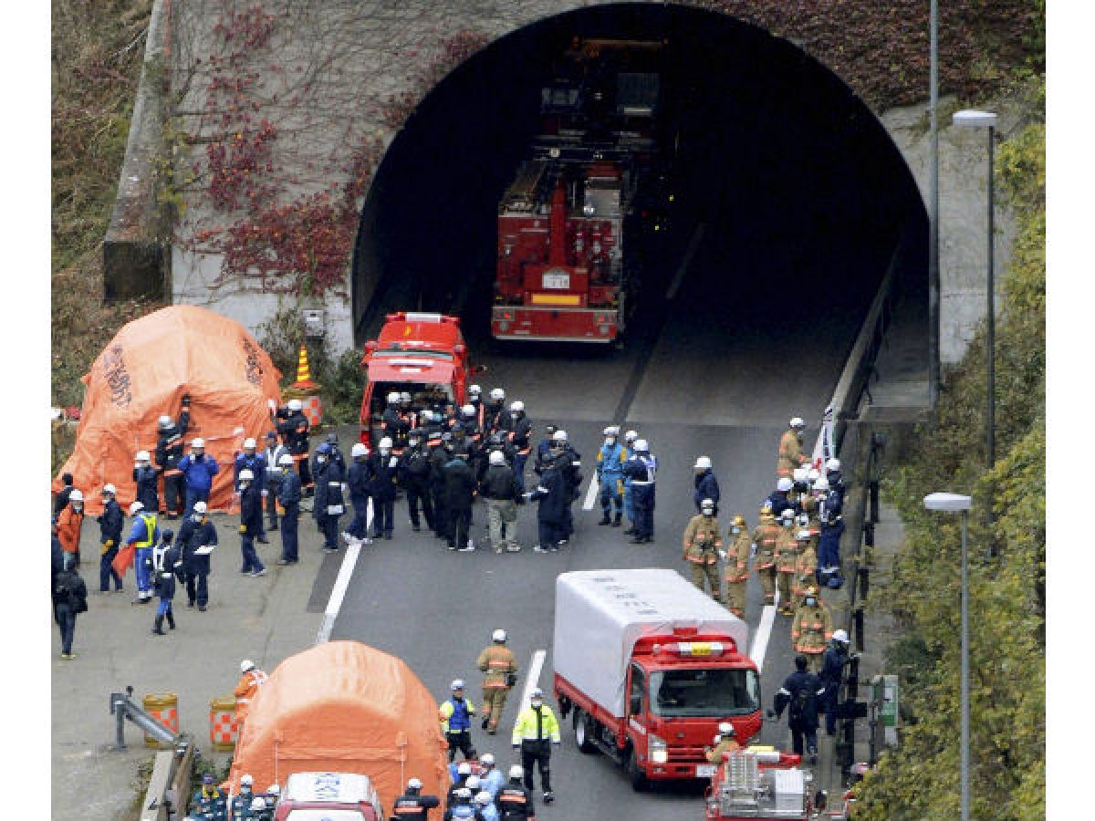 Tunnel Collapses, Killing 3 | Chuo Expressway | Japan's Yamanashi ...
