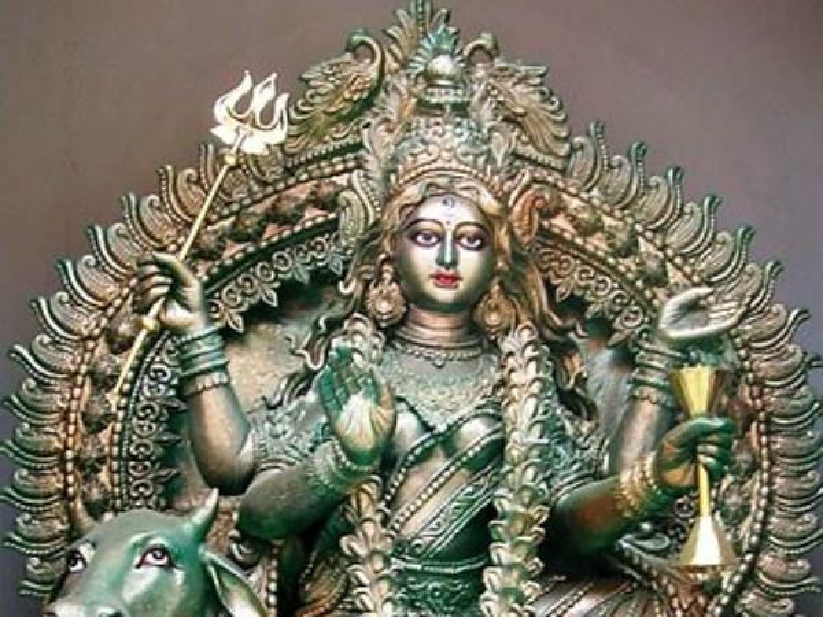 Navratri special: Maa Mahagauri worshipped on Day 8 - Oneindia News