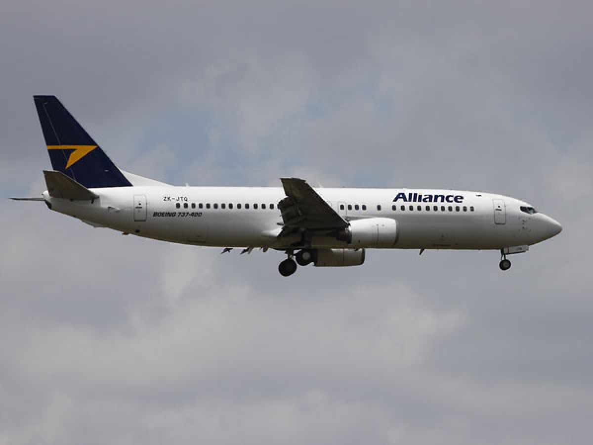 Alliance Air conducts test-flight between Delhi and Shimla - Oneindia News