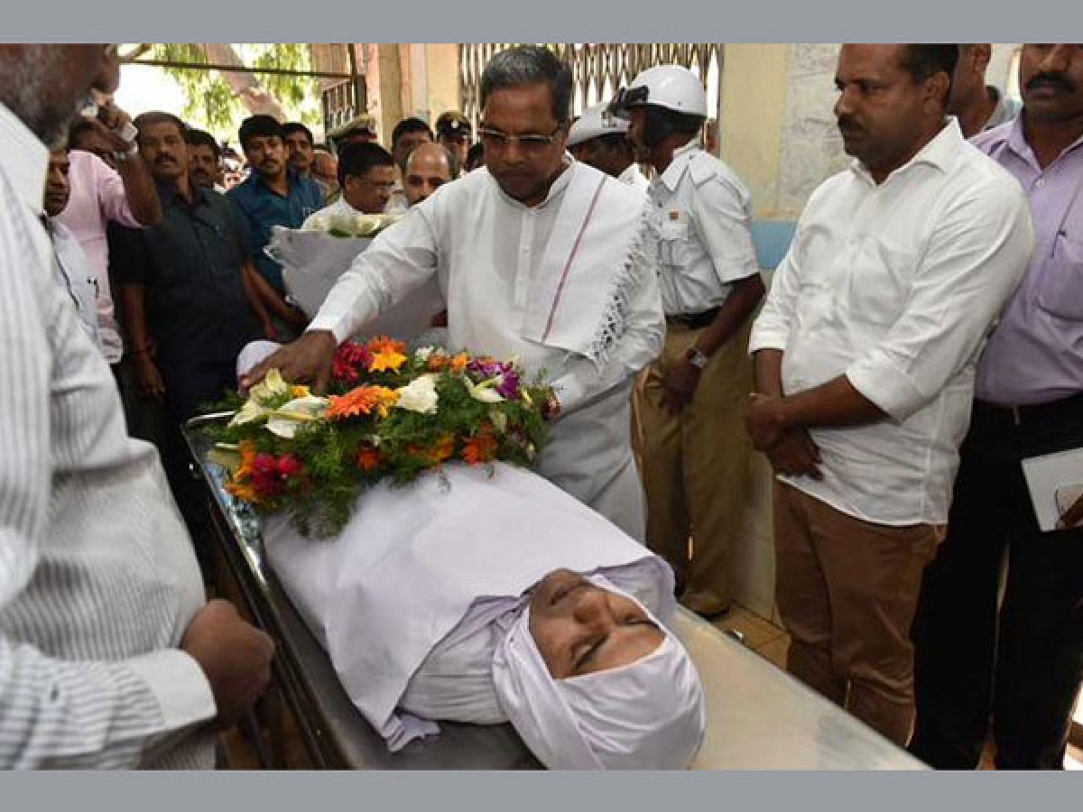 IAS officer DK Ravi's death: Now, parents threaten to commit suicide ...