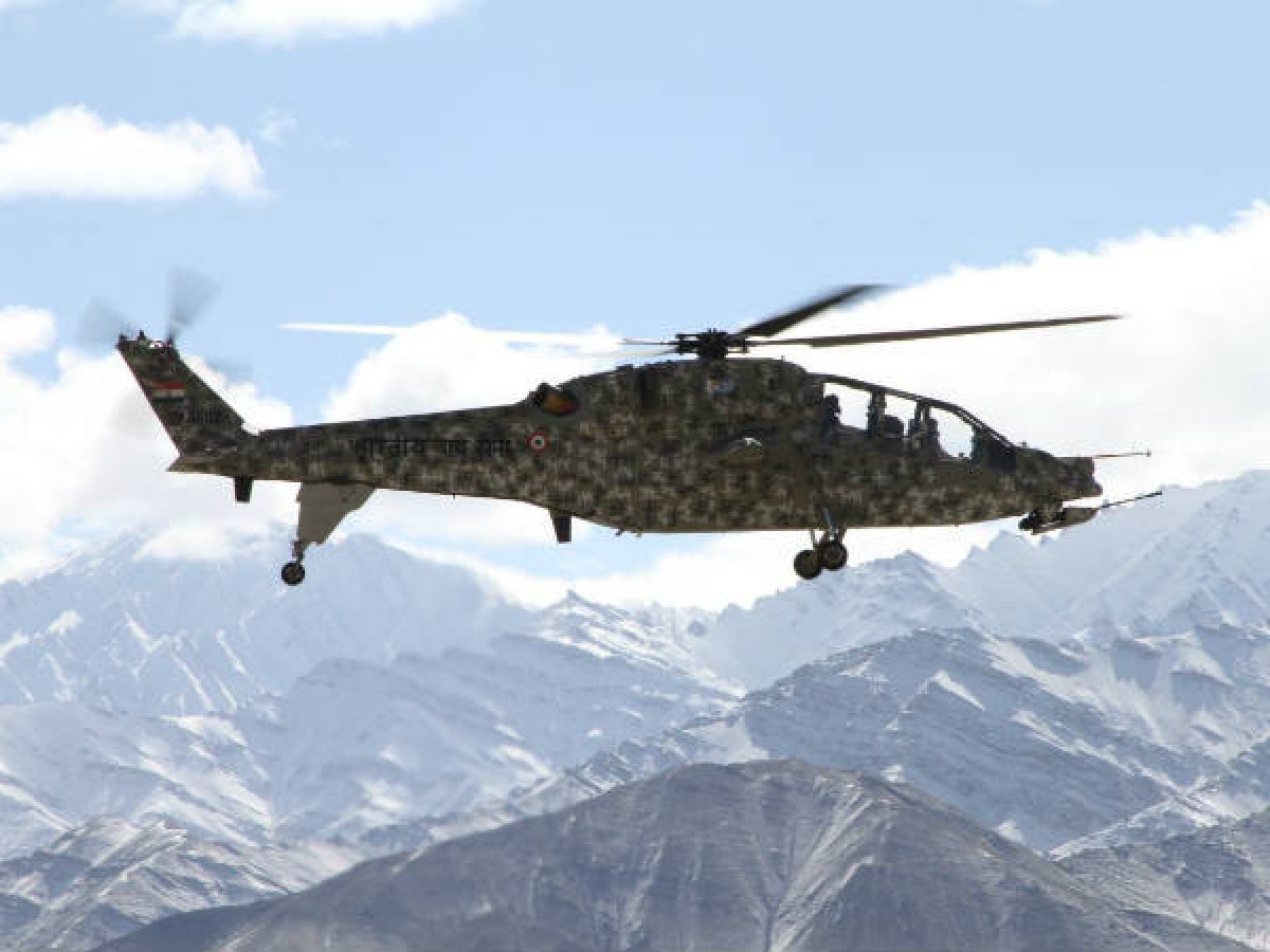 J&K: Pilot killed after Indian Army's Cheetah helicopter crashes in ...