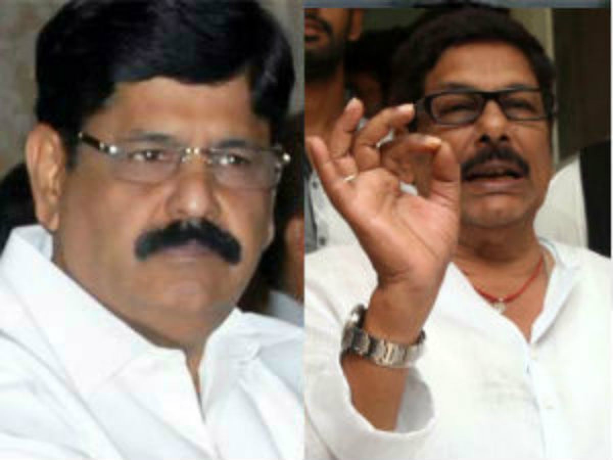 Setback to Congress in Andhra; Reddy brothers join TDP - Oneindia News