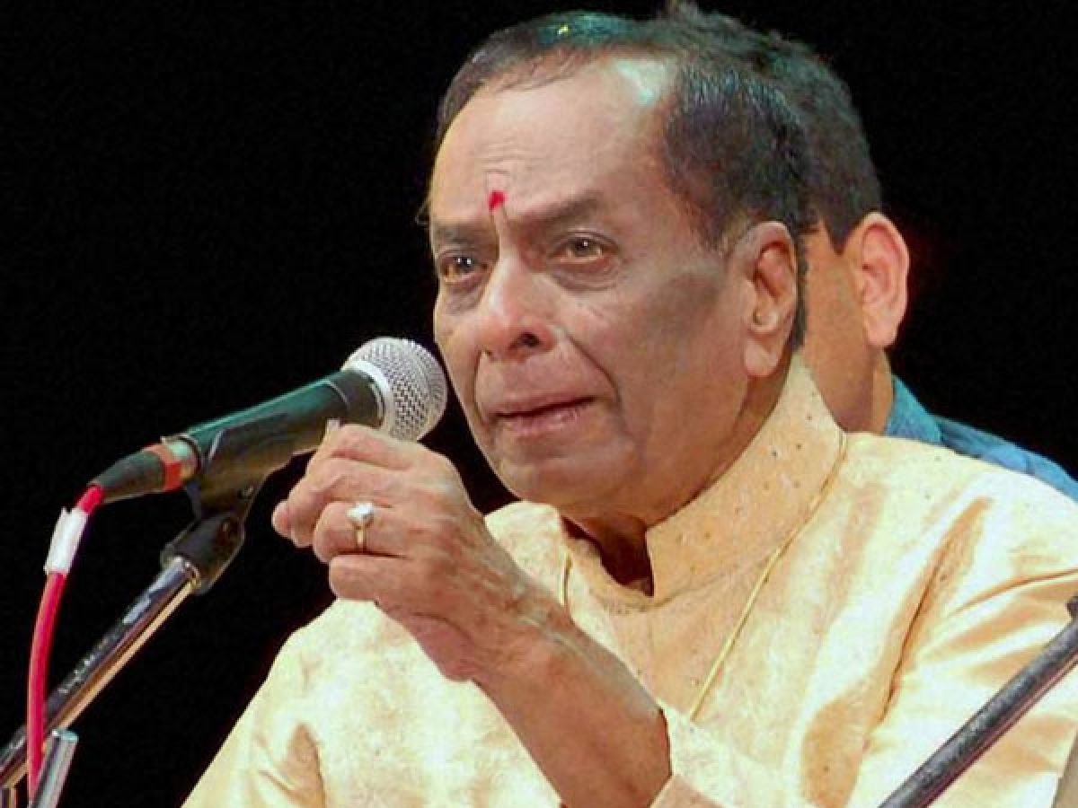 Legendary carnatic singer Balamuralikrishna no more - Oneindia News