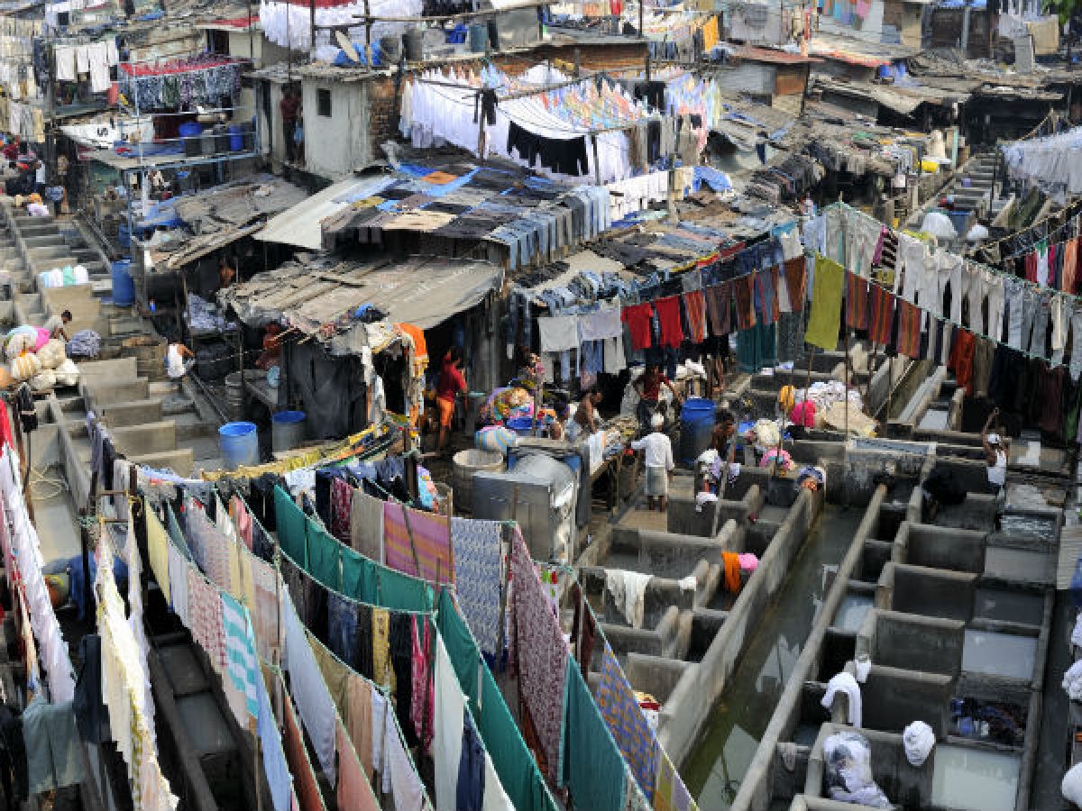 Washermen of iconic 'Dhobi Ghat' to live in towers - Oneindia News