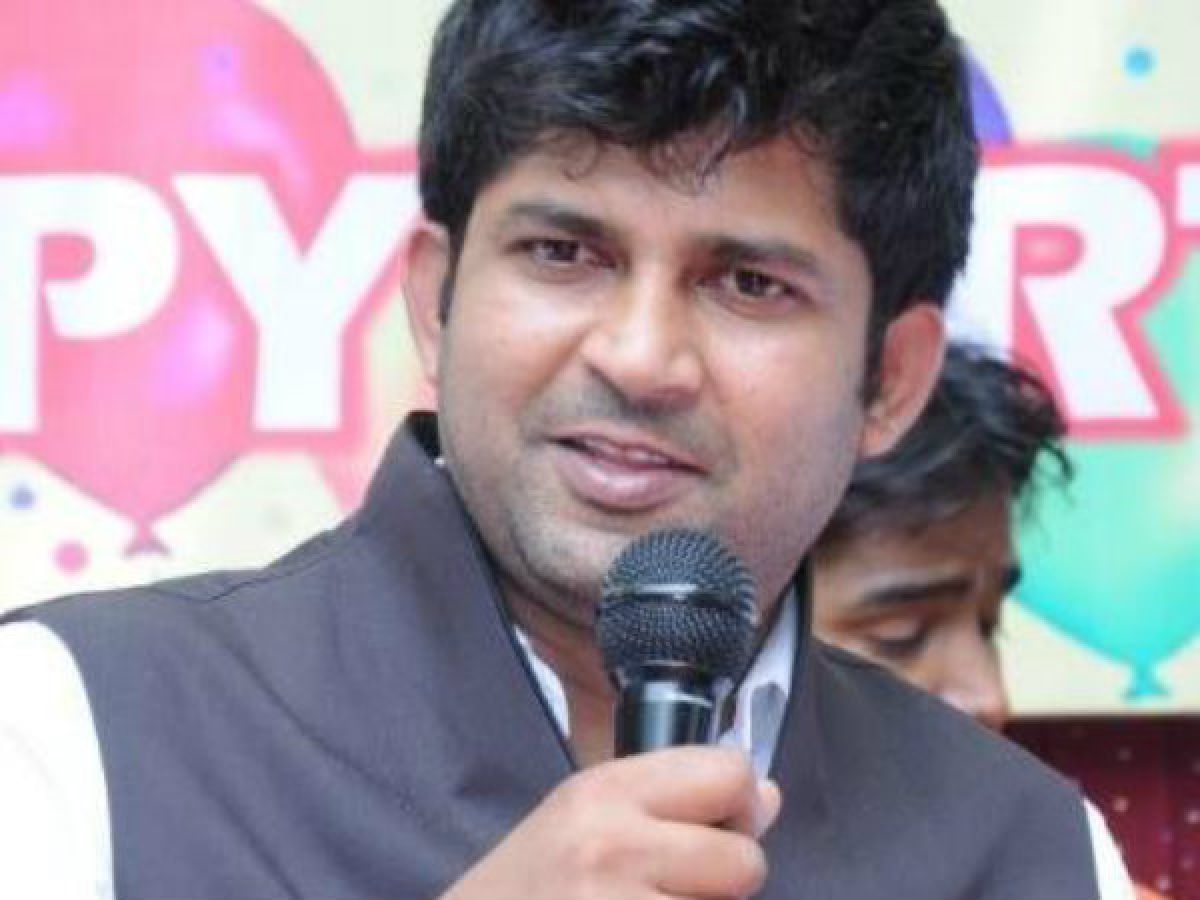 BJP MP Pratap Simha taken into preventive custody - Oneindia News