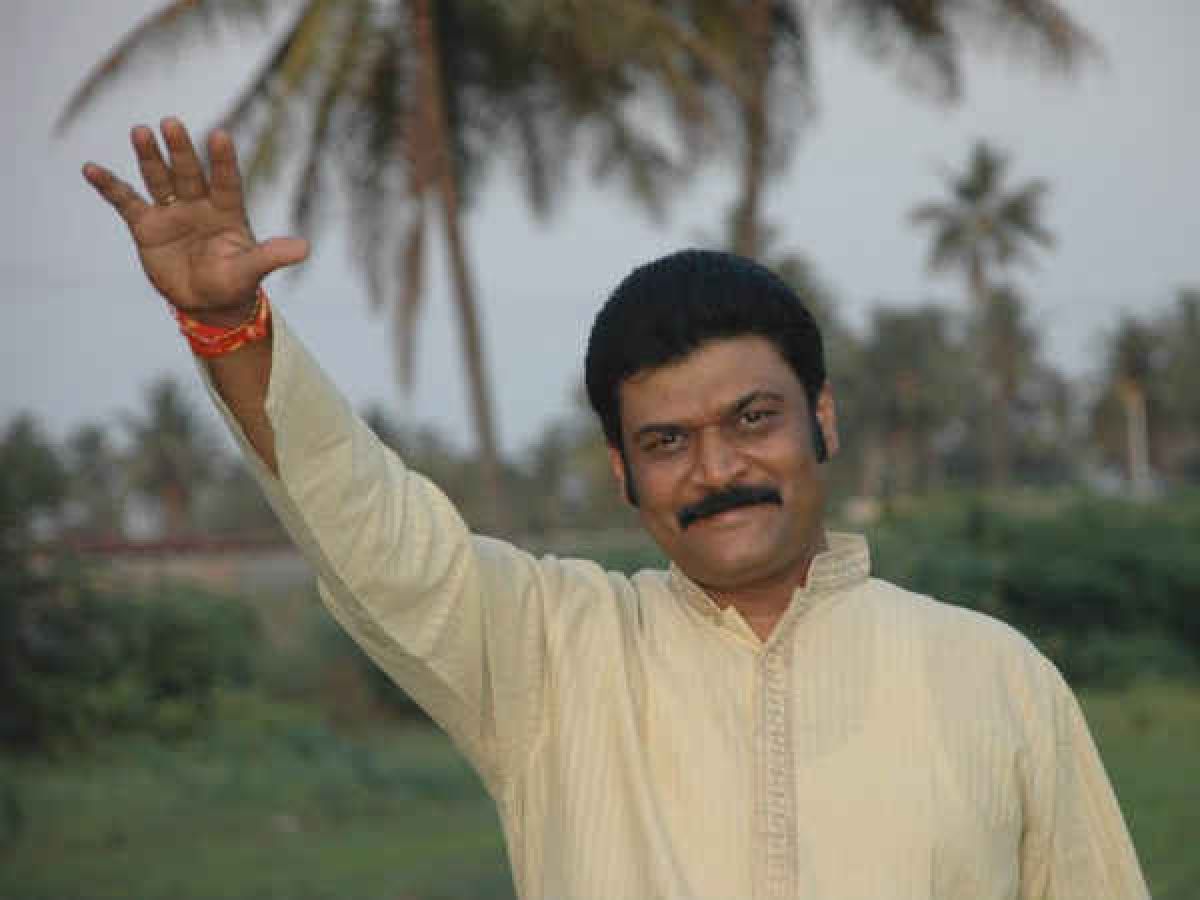 Is Congress MLA Anand Singh joining BJP - Oneindia News