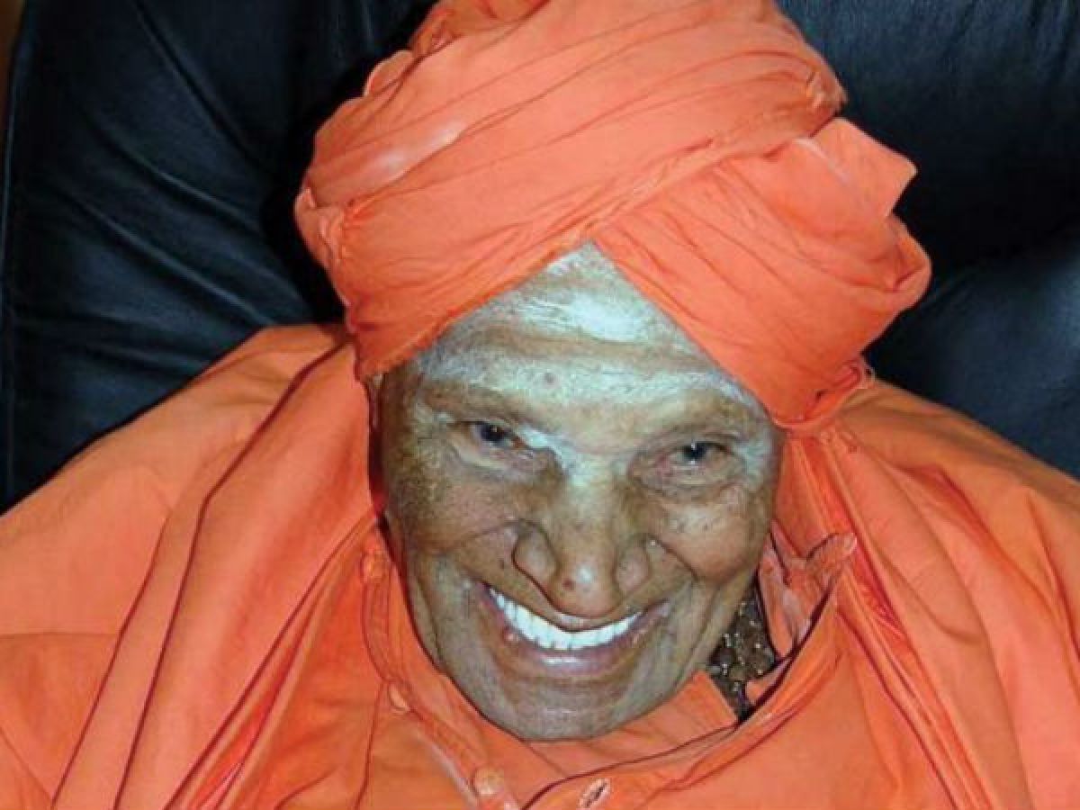 Who was Shivakumara Swami? The walking god of Karnataka - Oneindia News