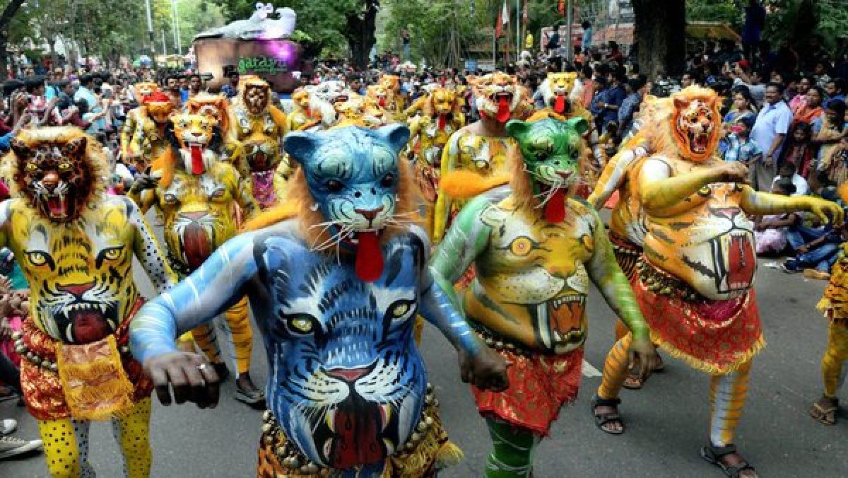 Pulikali in Pics: Colourful Tiger-themed dance which is an integral ...