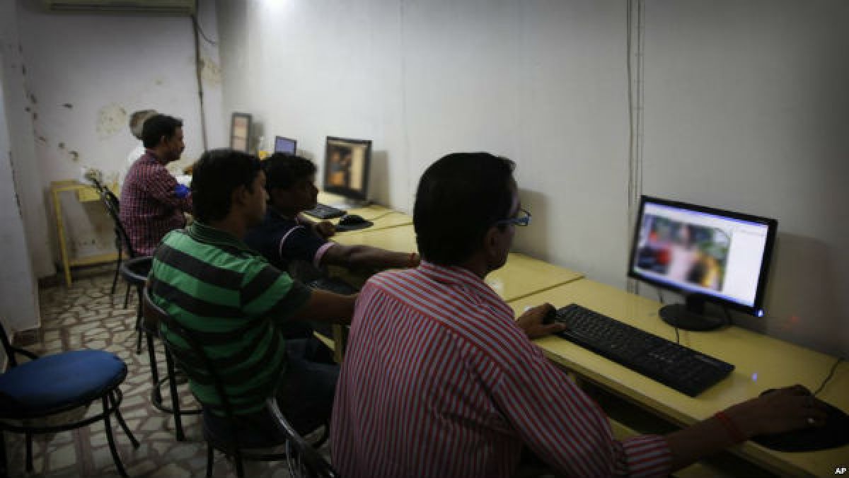 Heavy rain nude glitch - lenamet