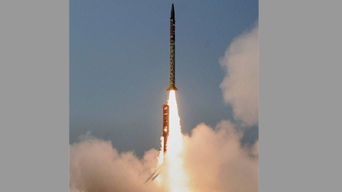 First Night trial of 2,000 km strike range Agni-2 Ballistic missile ...