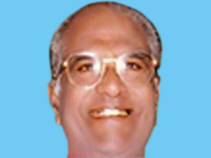 Former DMK MLA Kader Basha hacked to death | Ramanathapuram | Dalit leader - Oneindia News